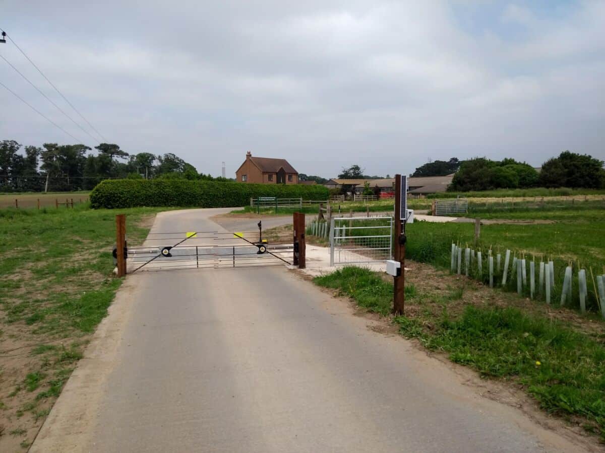Electric Farm Gates - The Ultimate Guide from Dofygate