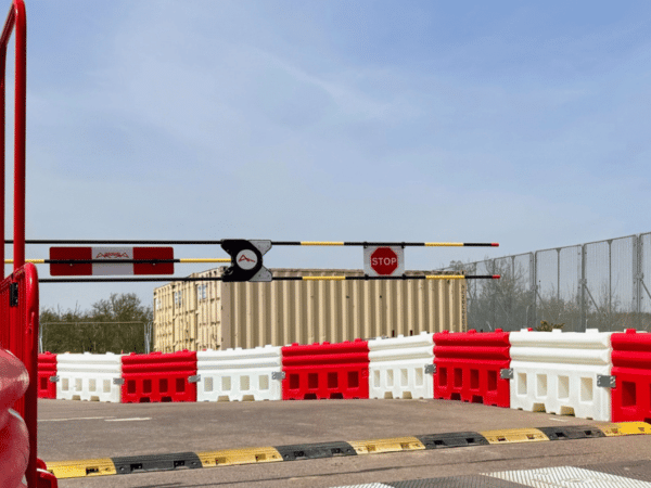 Guide to Solar Powered Electric Gates from Dofygate